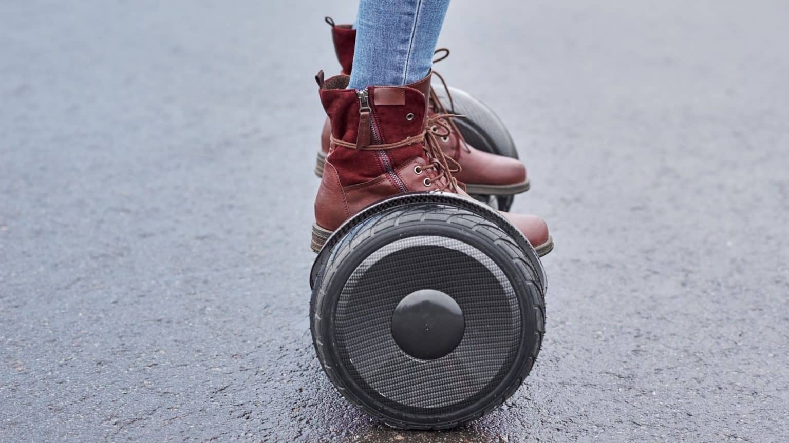 Best 5 Hoverboards Under $200 including Off-Road Option